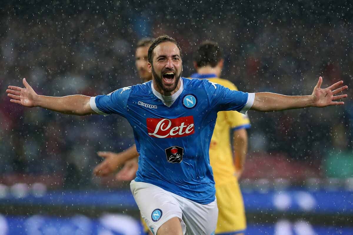 La chilena de Higuaín, mejor gol de la Serie A TIM 2015-2016